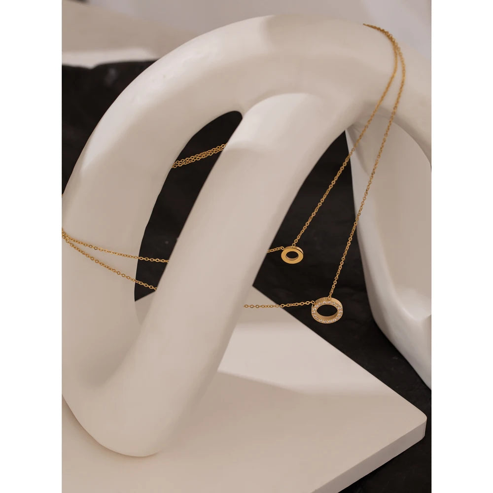 Double Halo Layered Necklace – 18K Gold-Plated Pavé Circle Duo – Isalene